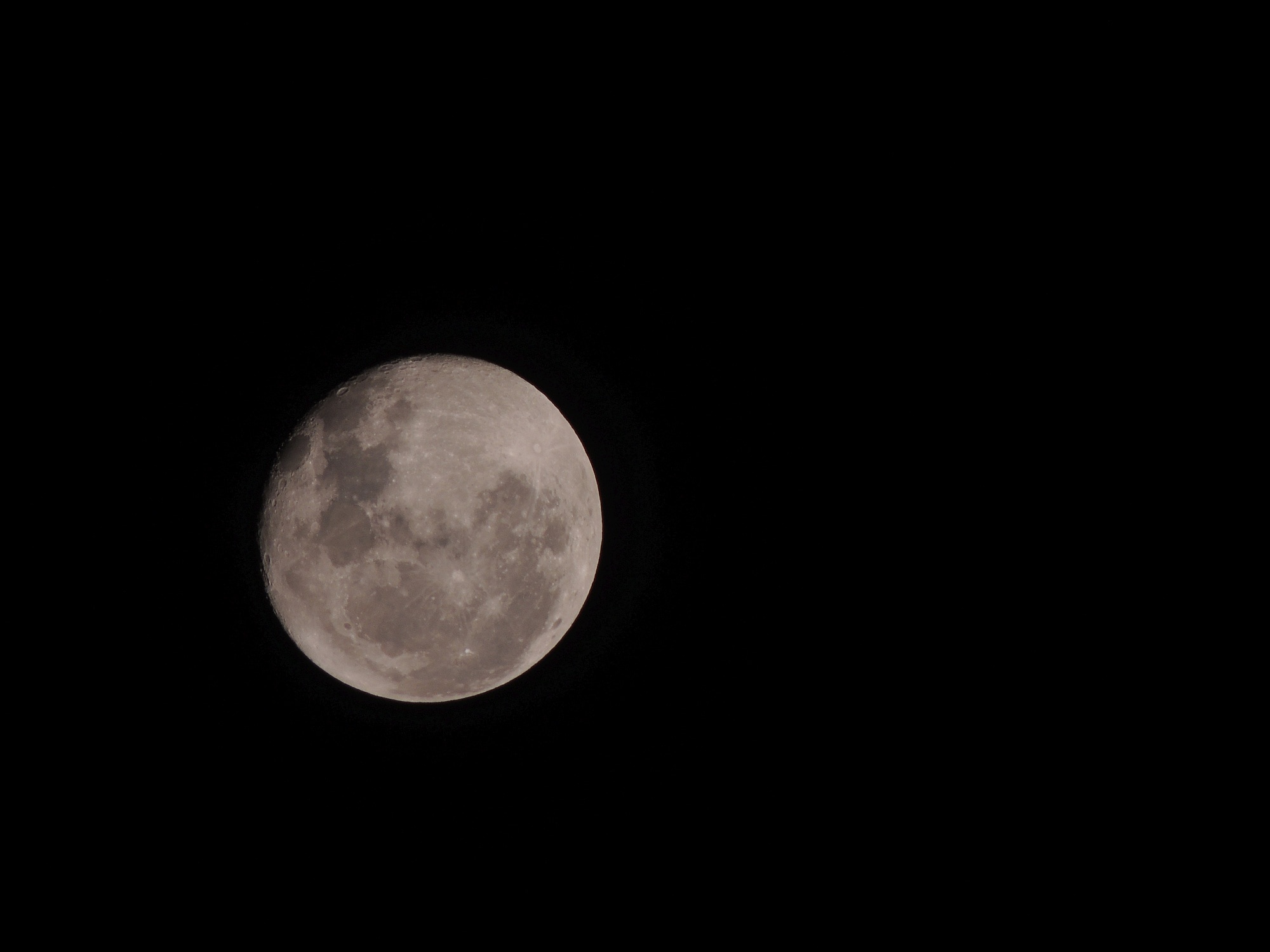 On the occasion of the lunar eclipse: How to photograph the moon - digitec