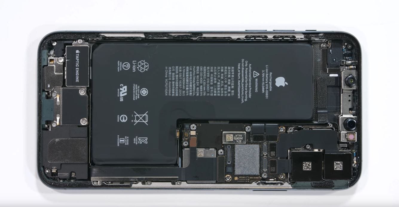 iPhone 11 Pro Max Teardown: Von innen schöner als aussen - digitec
