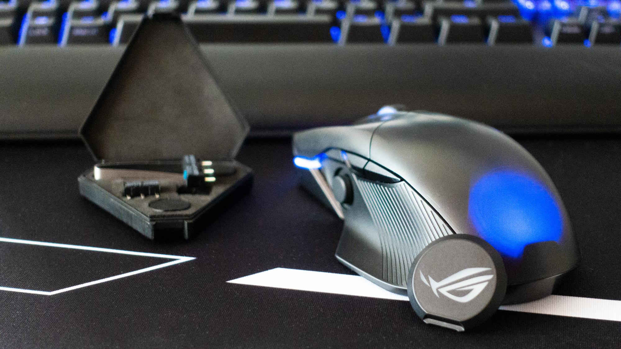 Sie kann soft und hard: Joystick-Gaming-Maus ROG Chakram im Test - Galaxus