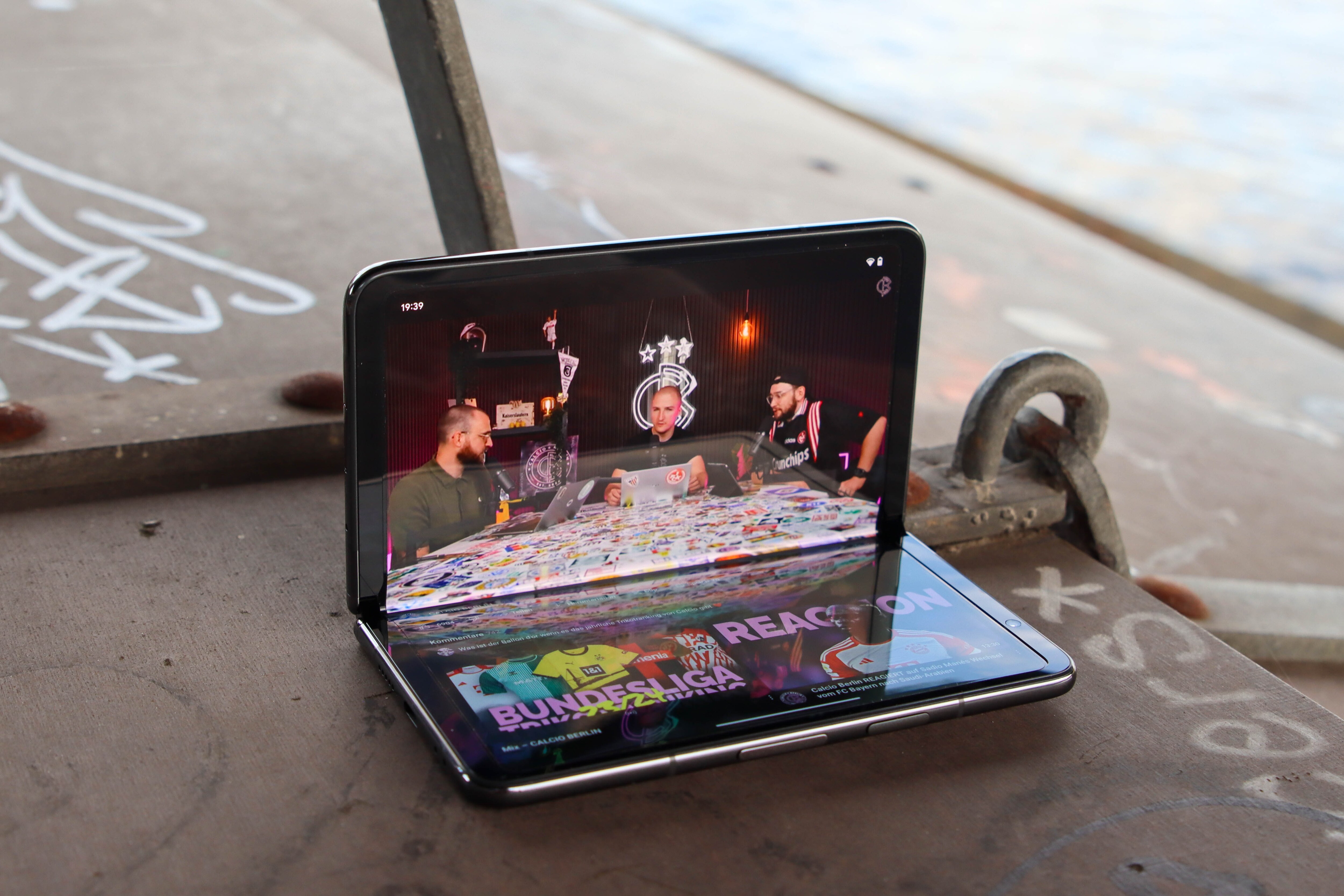 Pixel Fold review: the first folding device that makes you want more ...