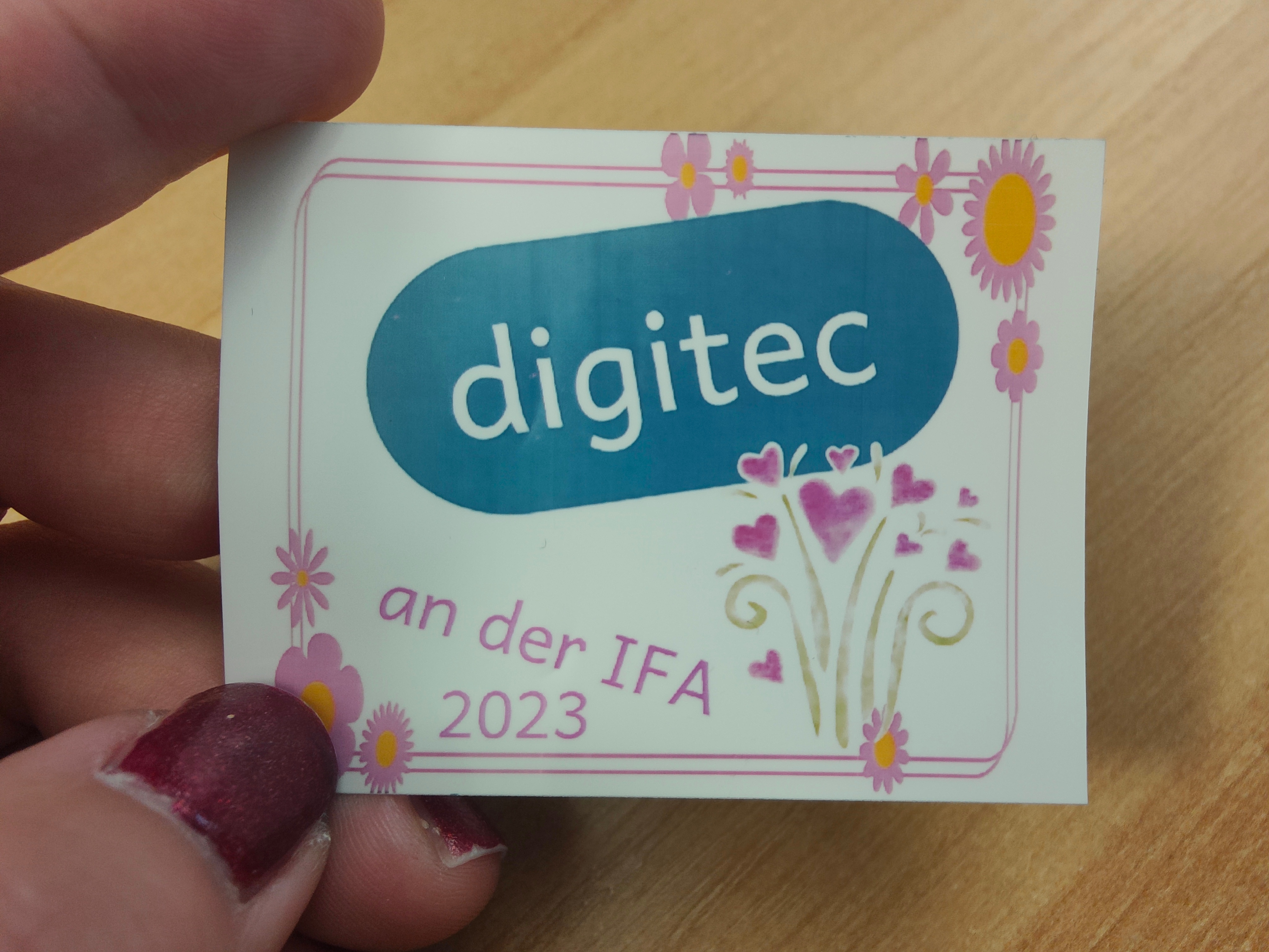 Kreativ an der IFA: Neuheiten für eigene Fotos, Stickers und Shirts ...