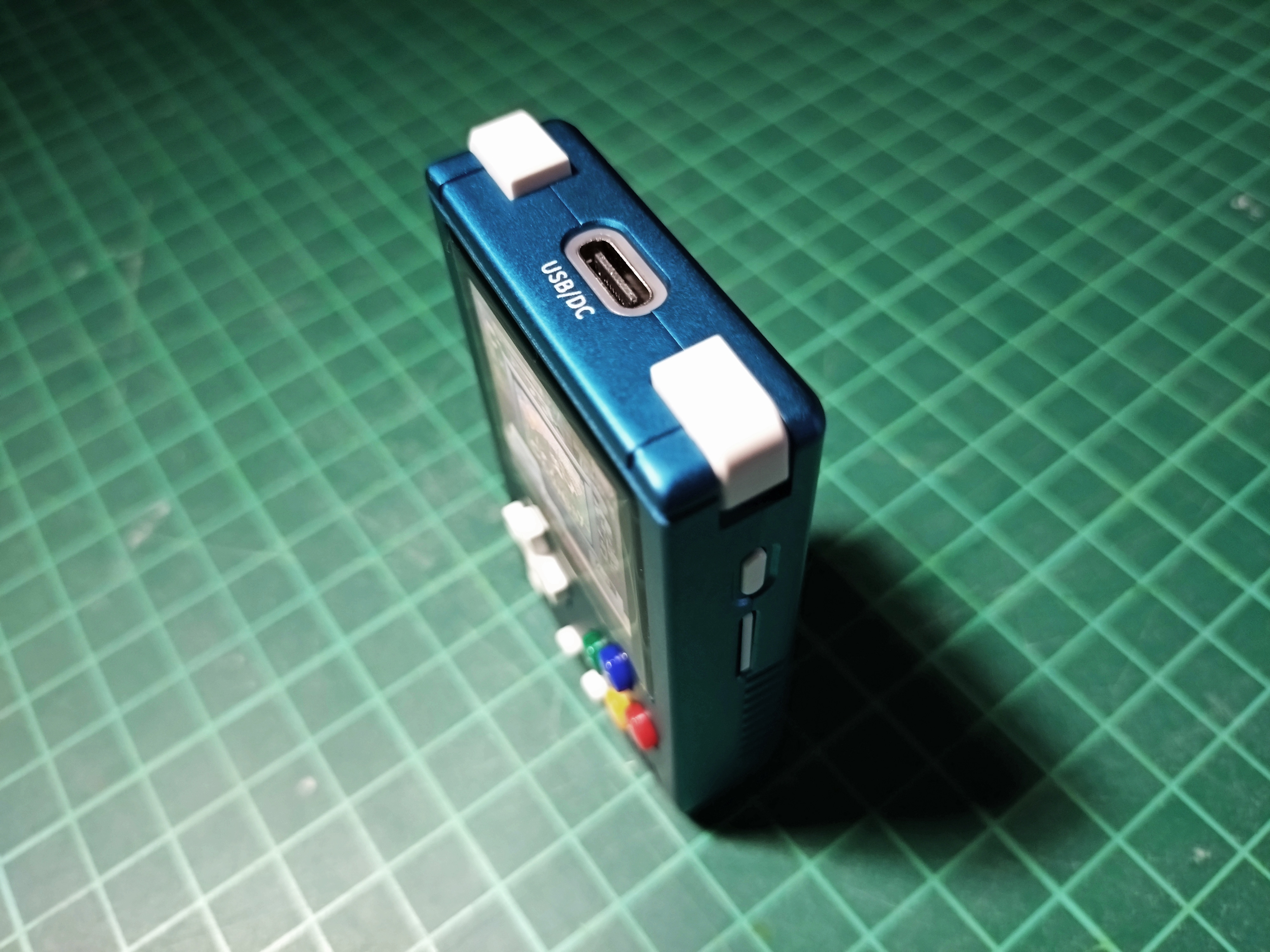 Anbernic RG Nano review: the small, sweet I-gotta-have-it - digitec