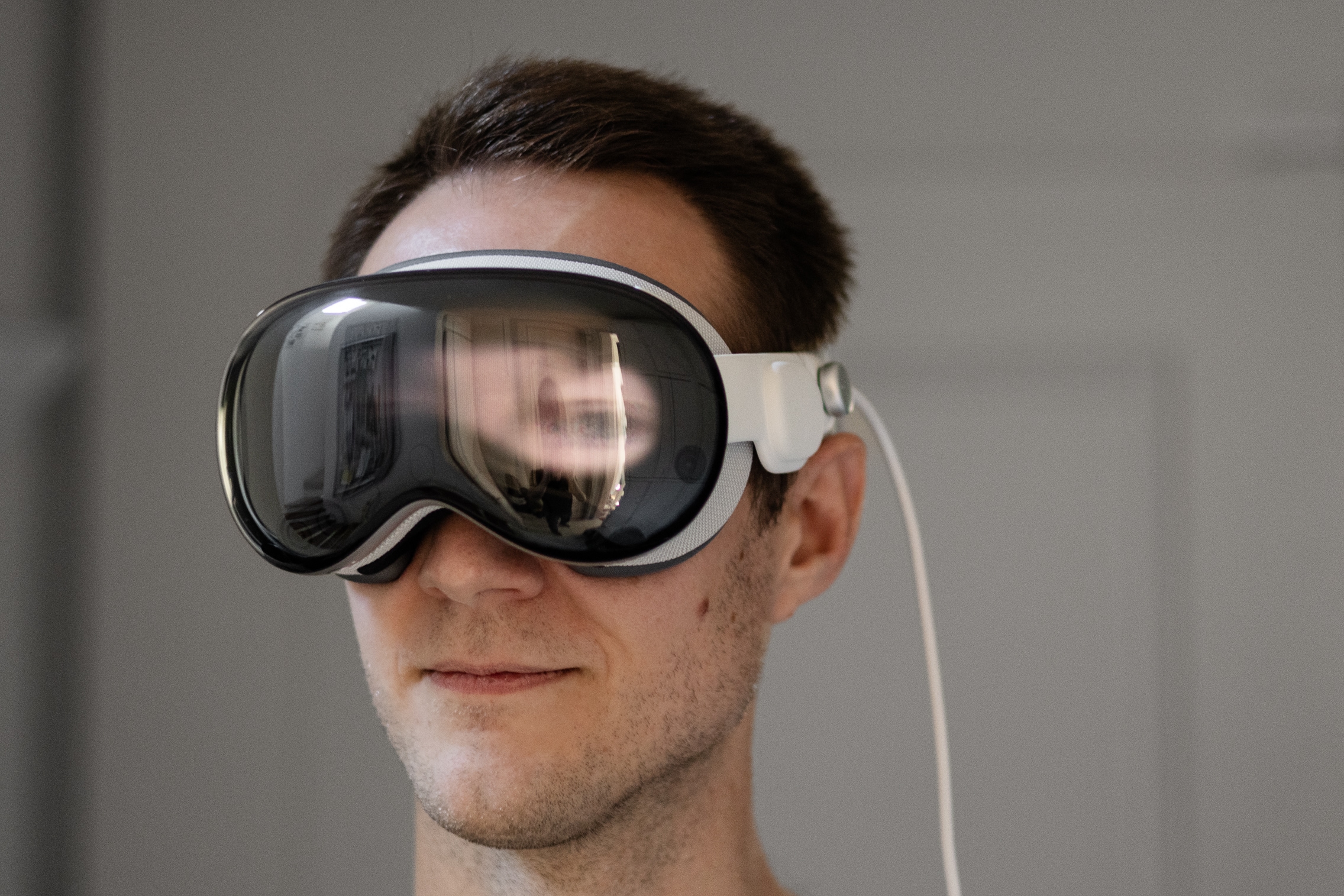 Apple Vision Pro test: magical, but leaves you lonely - digitec